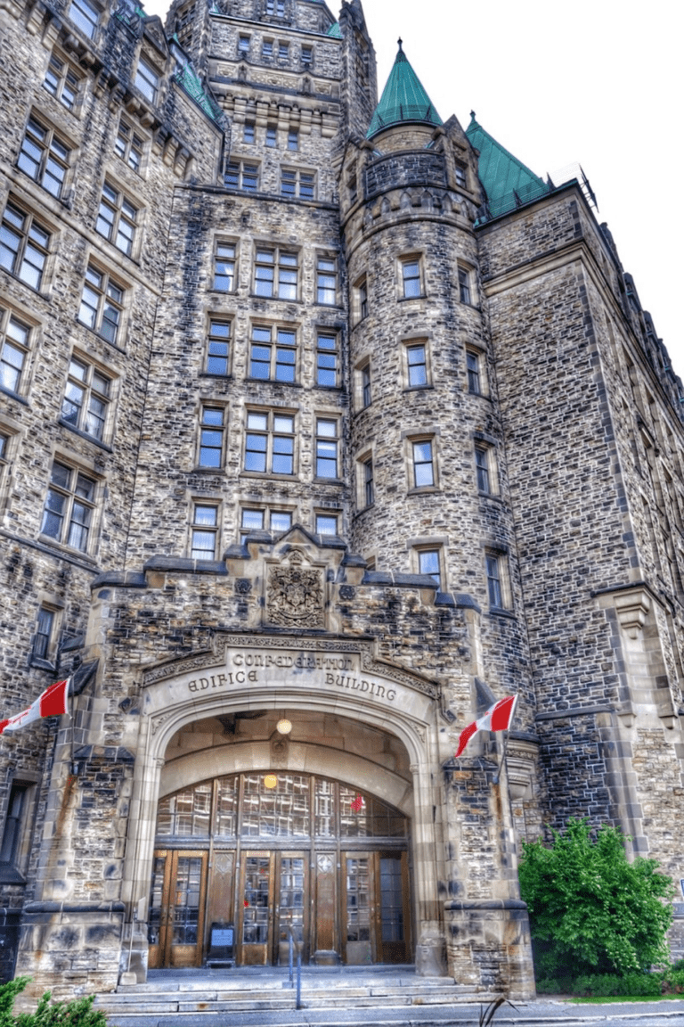 The Architecture of Ottawa’s Majestic Confederation Building - ottawa ...